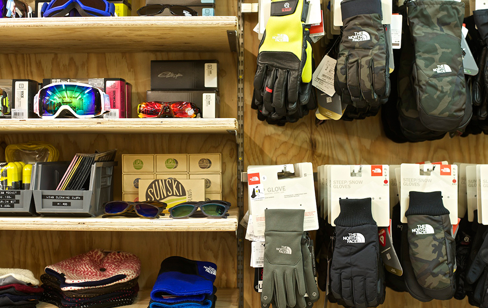 THE NORTH FACE - MOUNTAIN GEAR STAND