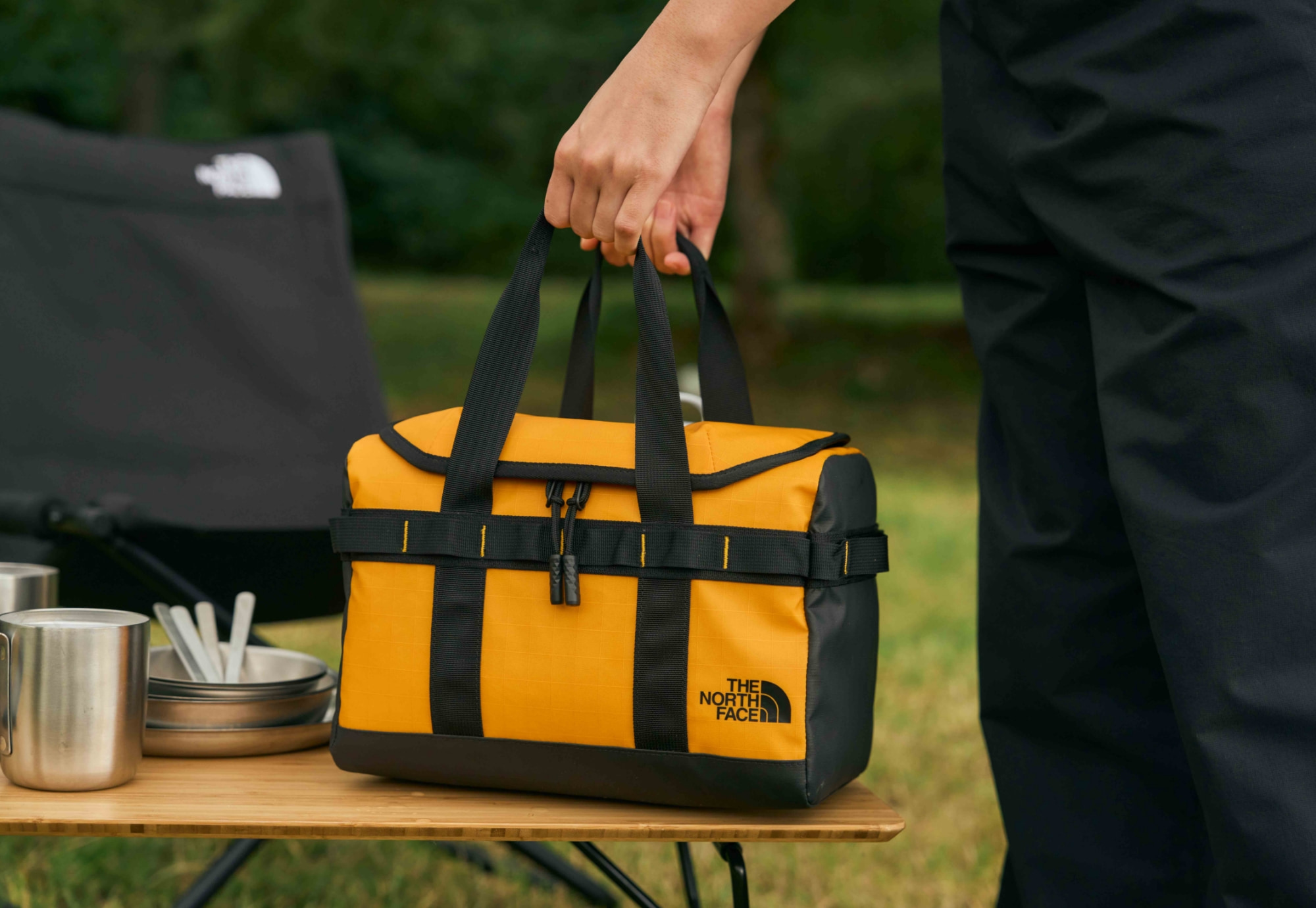 Wanderfrost Cooler M | Online Camp Store | THE NORTH FACE CAMP